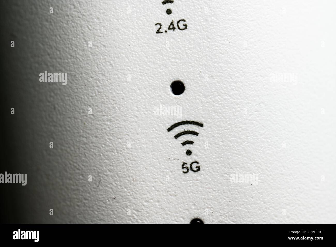 Router wifi symbol hi-res stock photography and images - Alamy