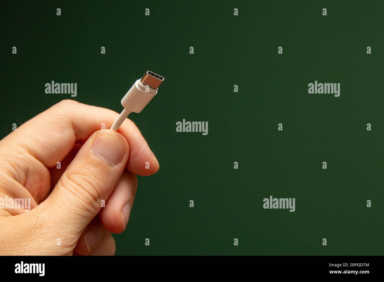 Hand hold usb cable hi-res stock photography and images - Alamy
