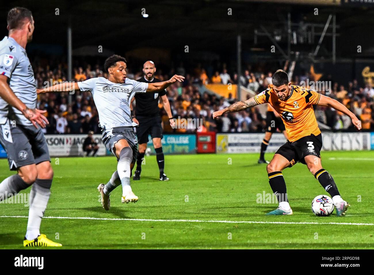 Danny andrew hi-res stock photography and images - Alamy