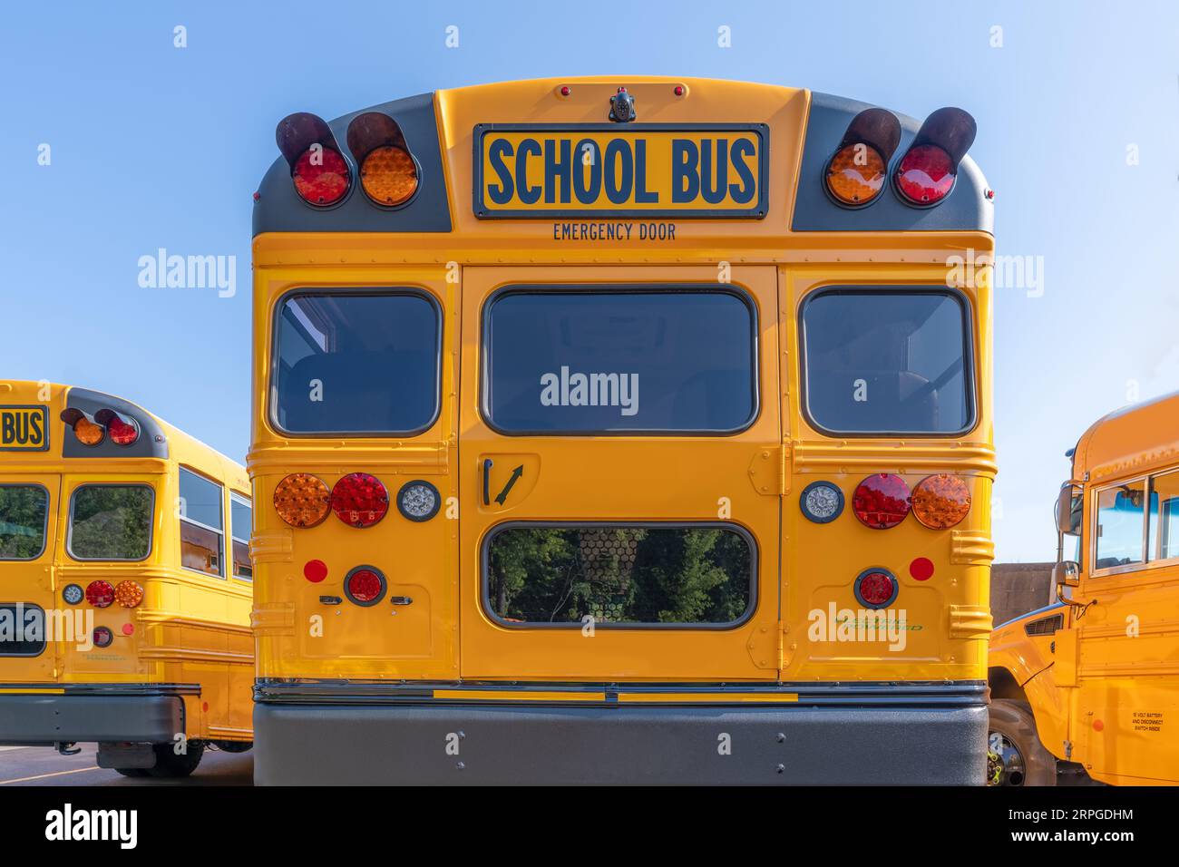Electric bus charging infrastructure hi-res stock photography and ...