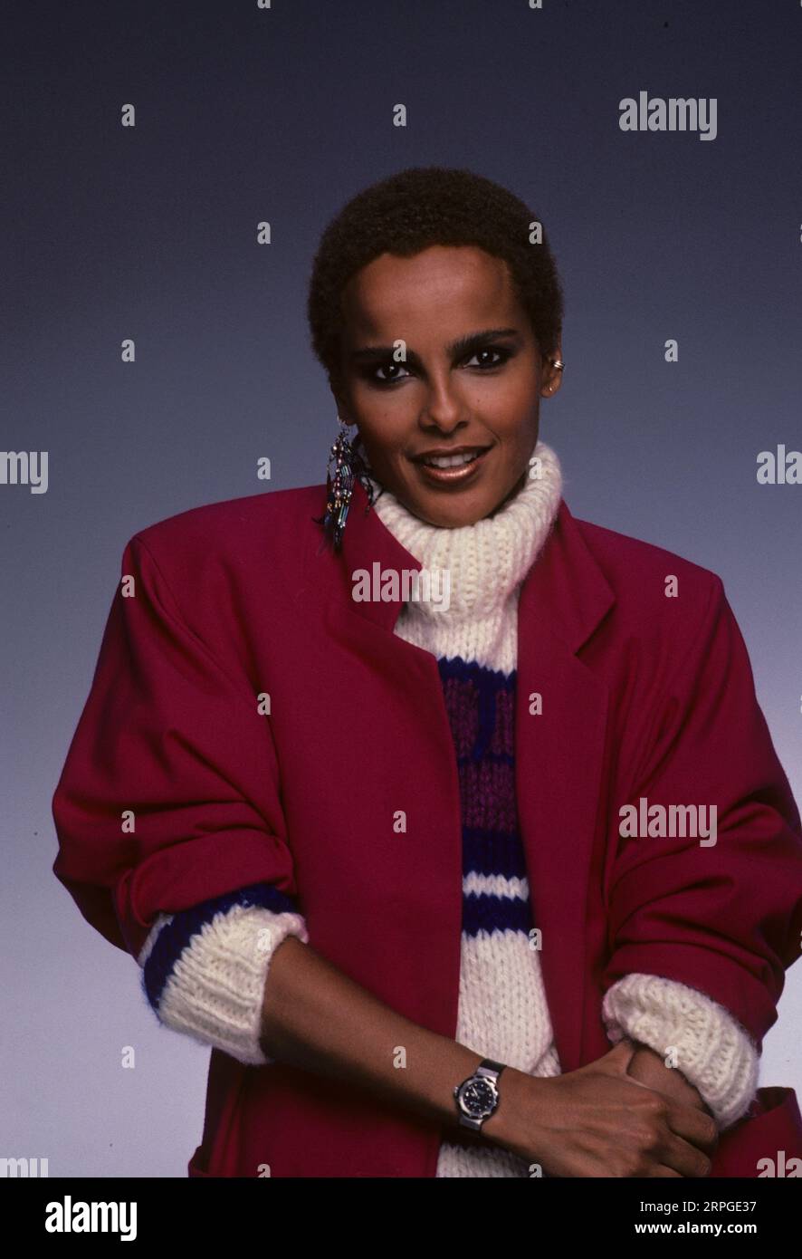 HOTEL TV Series JAMES BROLIN Connie Sellecca Stock Photo - Alamy