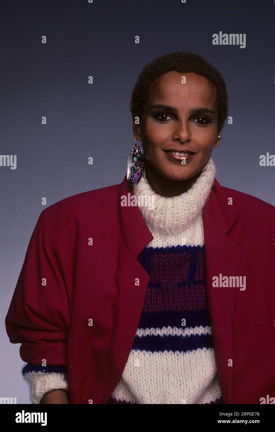 HOTEL TV Series JAMES BROLIN Connie Sellecca Stock Photo - Alamy