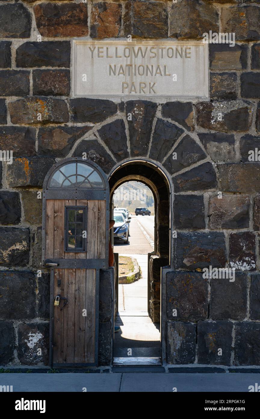 Roosevelt Arch at the Northern Entrance to Yellowstone National Park in ...