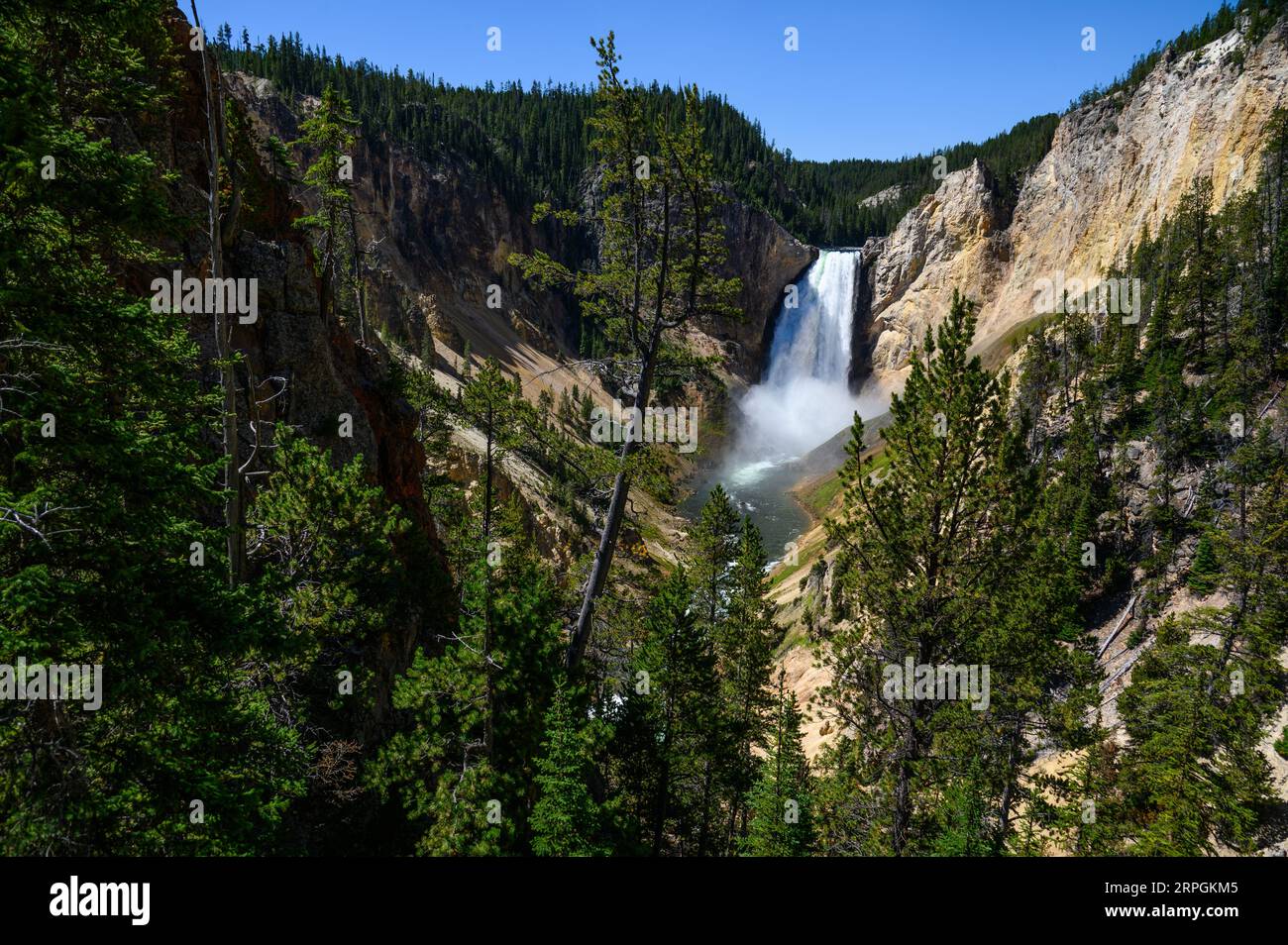 The waterfalls in the Grand Canyon of Yellowstone in Yellowstone ...