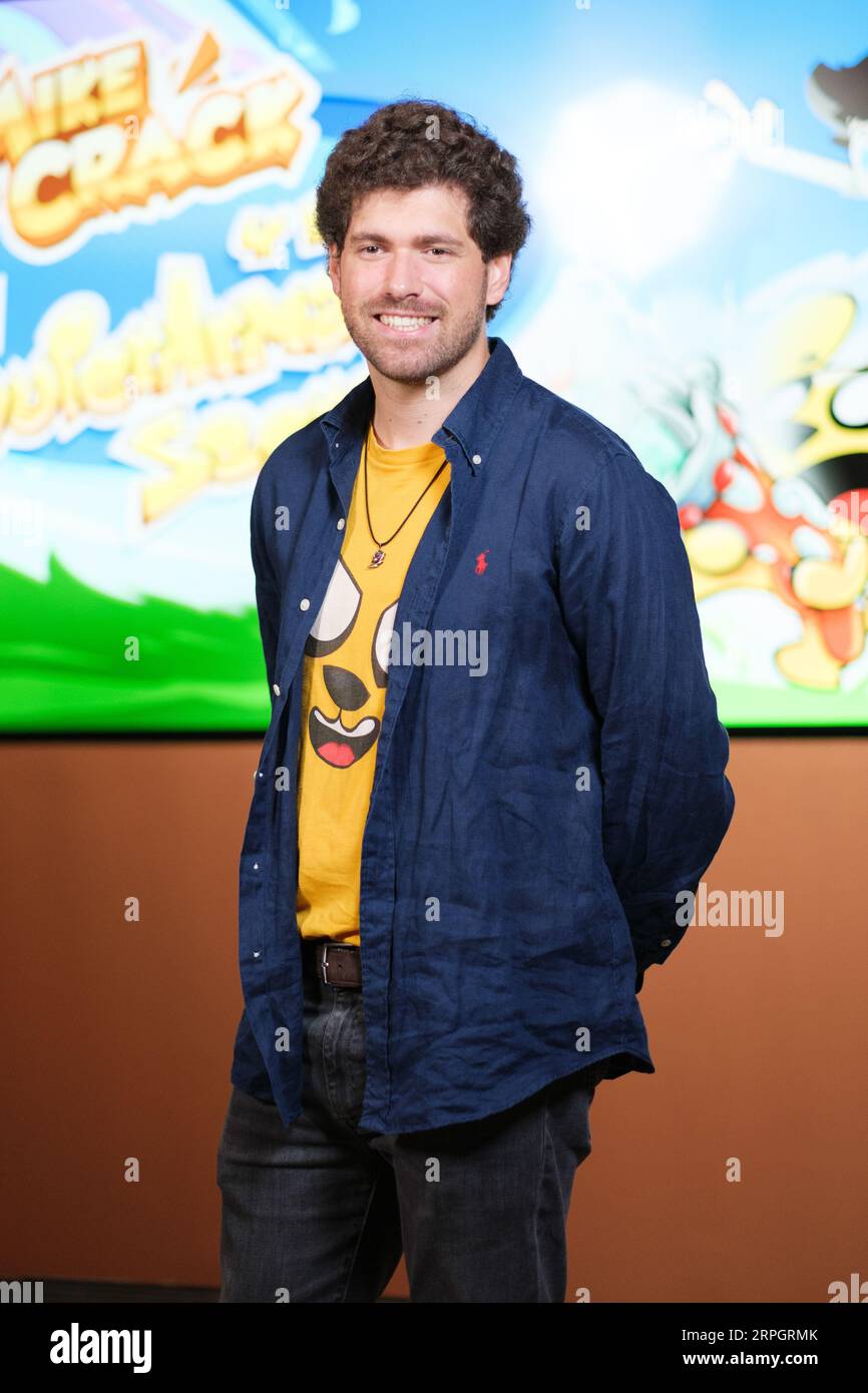 YouTuber Miguel Bernal known as Mikecrack presents the show "Las ...