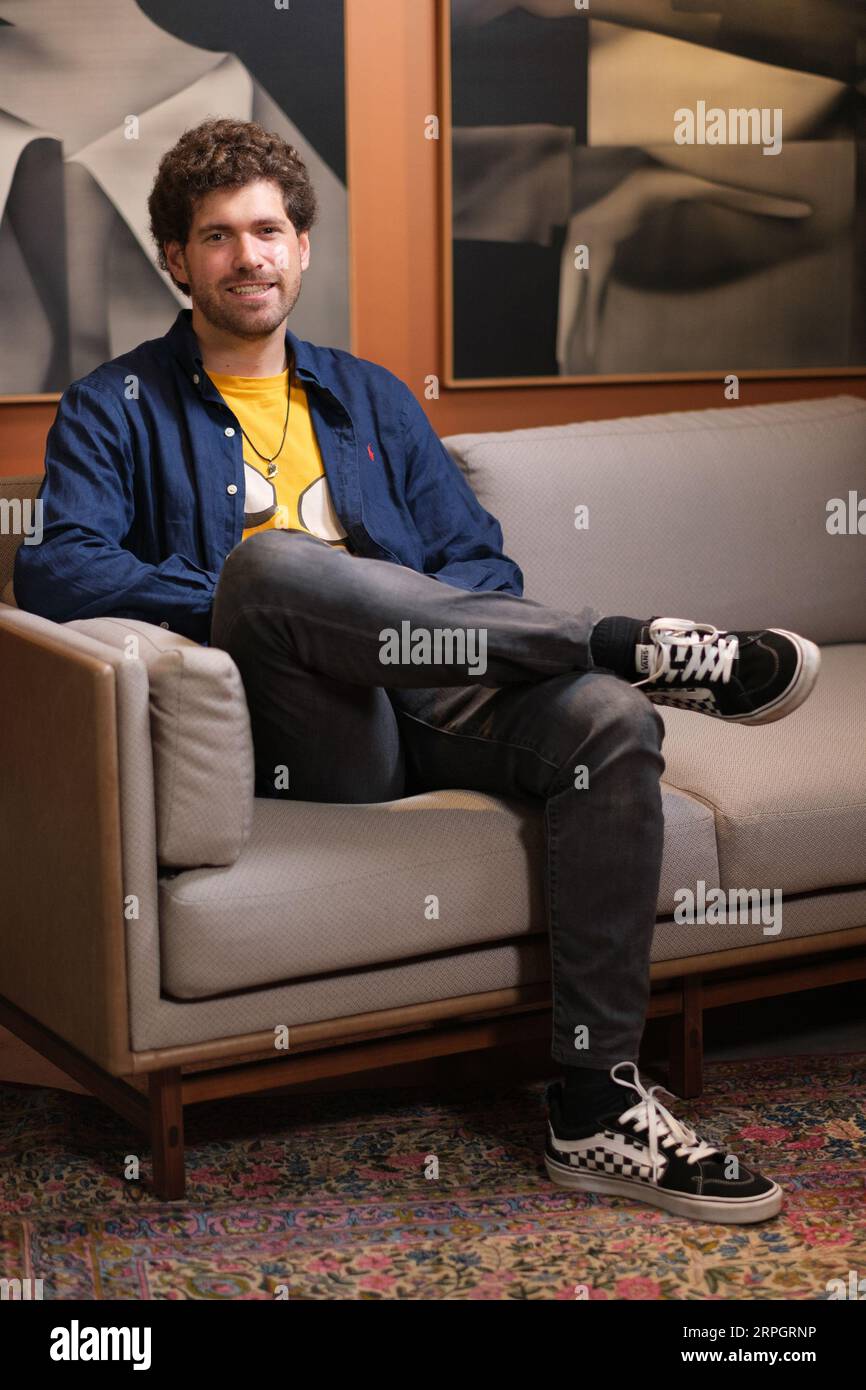 YouTuber Miguel Bernal known as Mikecrack presents the show "Las ...