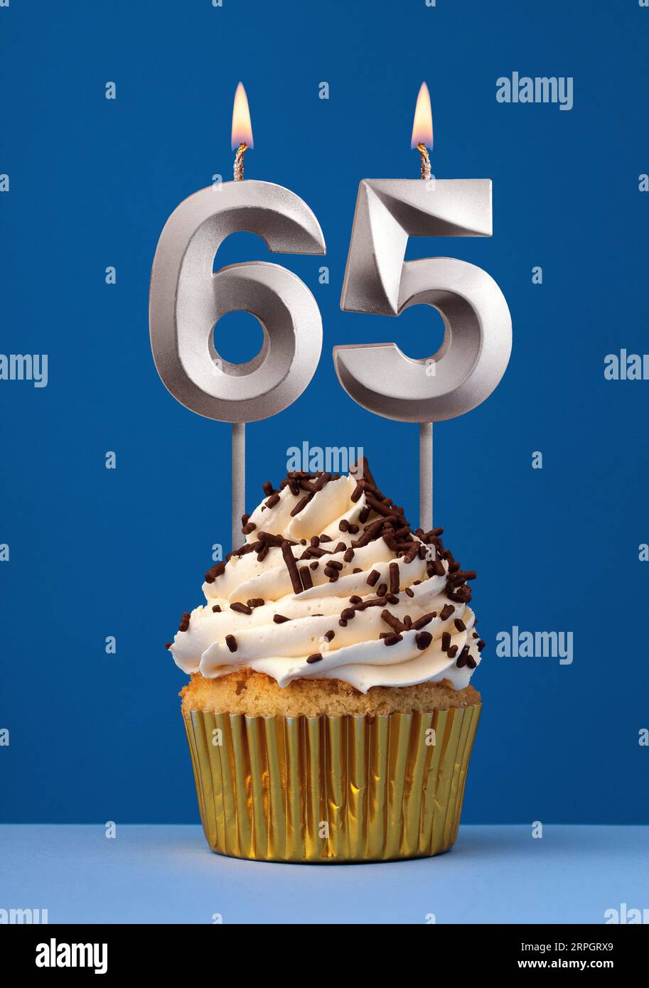 65 birthday cake hi-res stock photography and images - Alamy