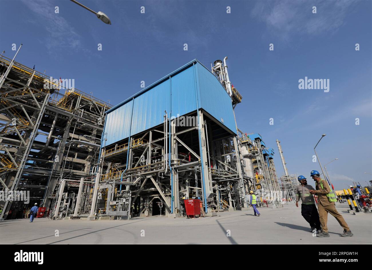Construction project handover hi-res stock photography and images - Alamy