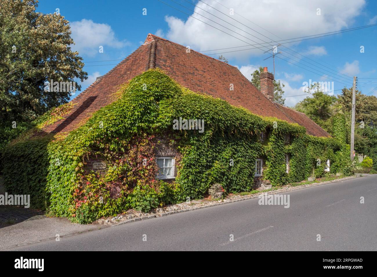 Bramber summer sussex village people hi-res stock photography and ...
