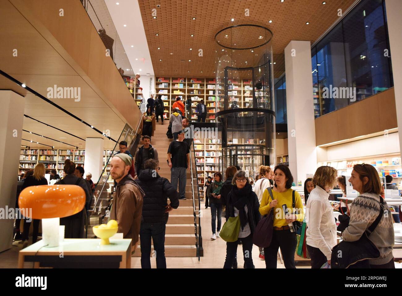 191023 -- NEW YORK, Oct. 23, 2019 -- People visit the new flagship ...
