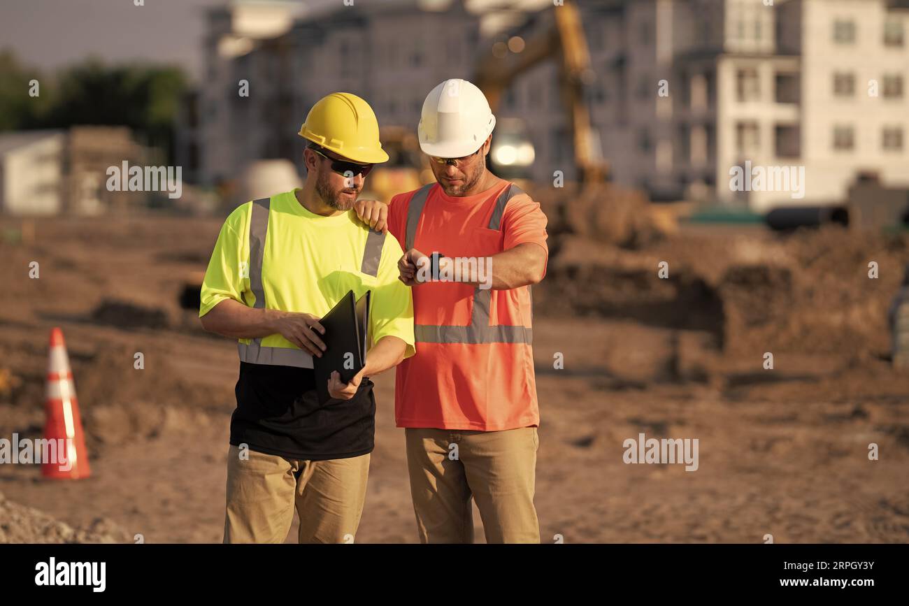Forepersons hi-res stock photography and images - Alamy
