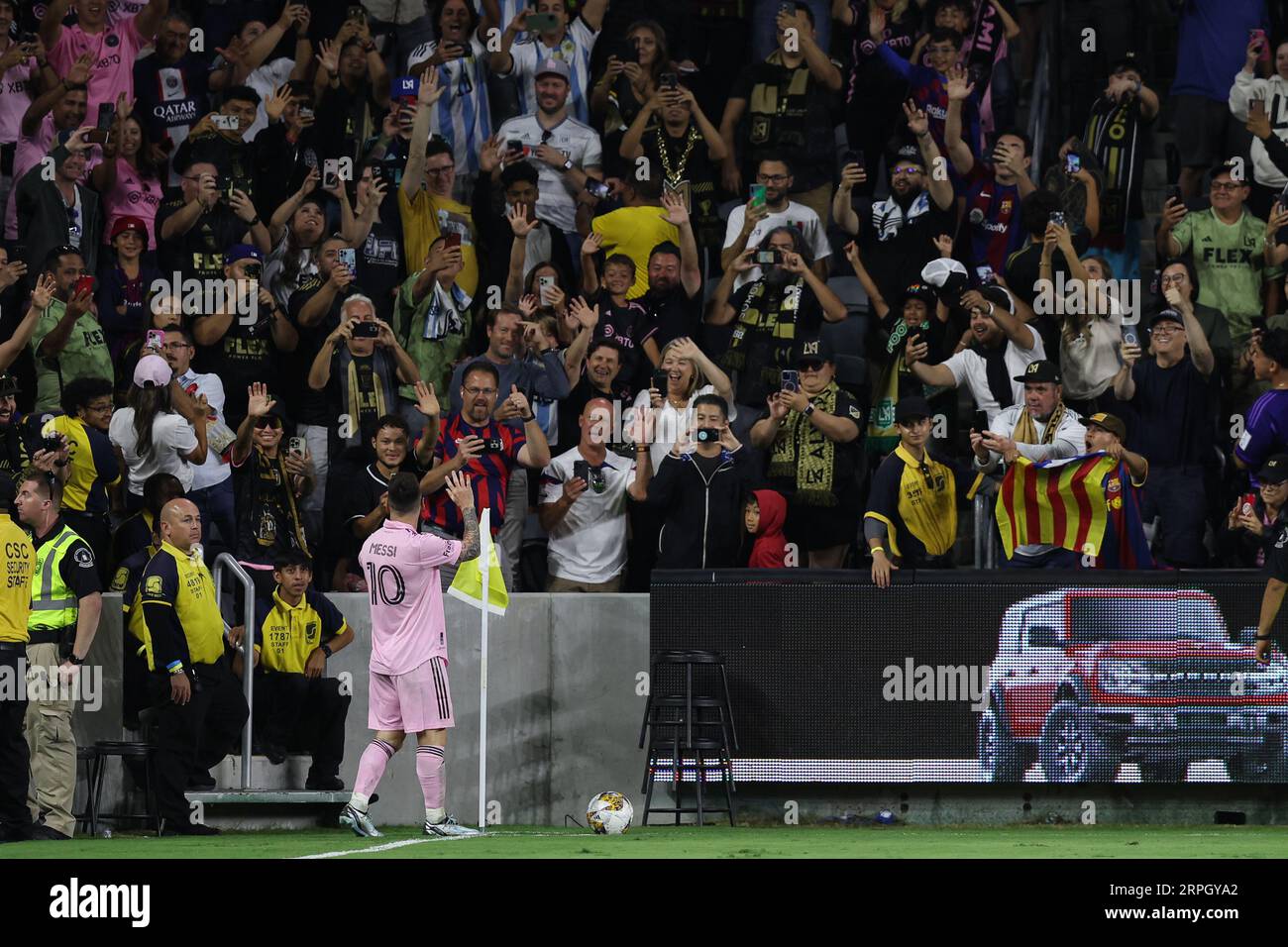 Lionel messi inter miami crowd hi-res stock photography and images - Alamy
