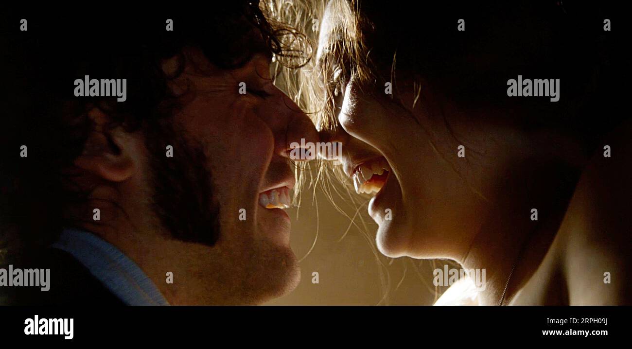 Elizabeth Olsen and Oscar Isaac in a scene from the ©Roadside ...