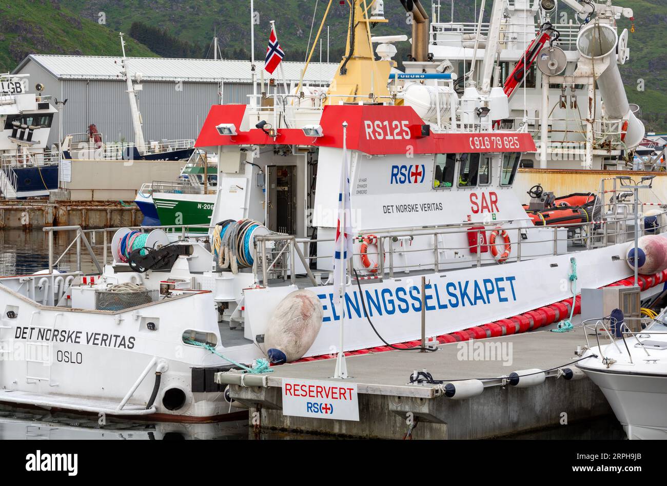 Ballstad fishing village, Lofoten Islands, Nordland County, Norway ...