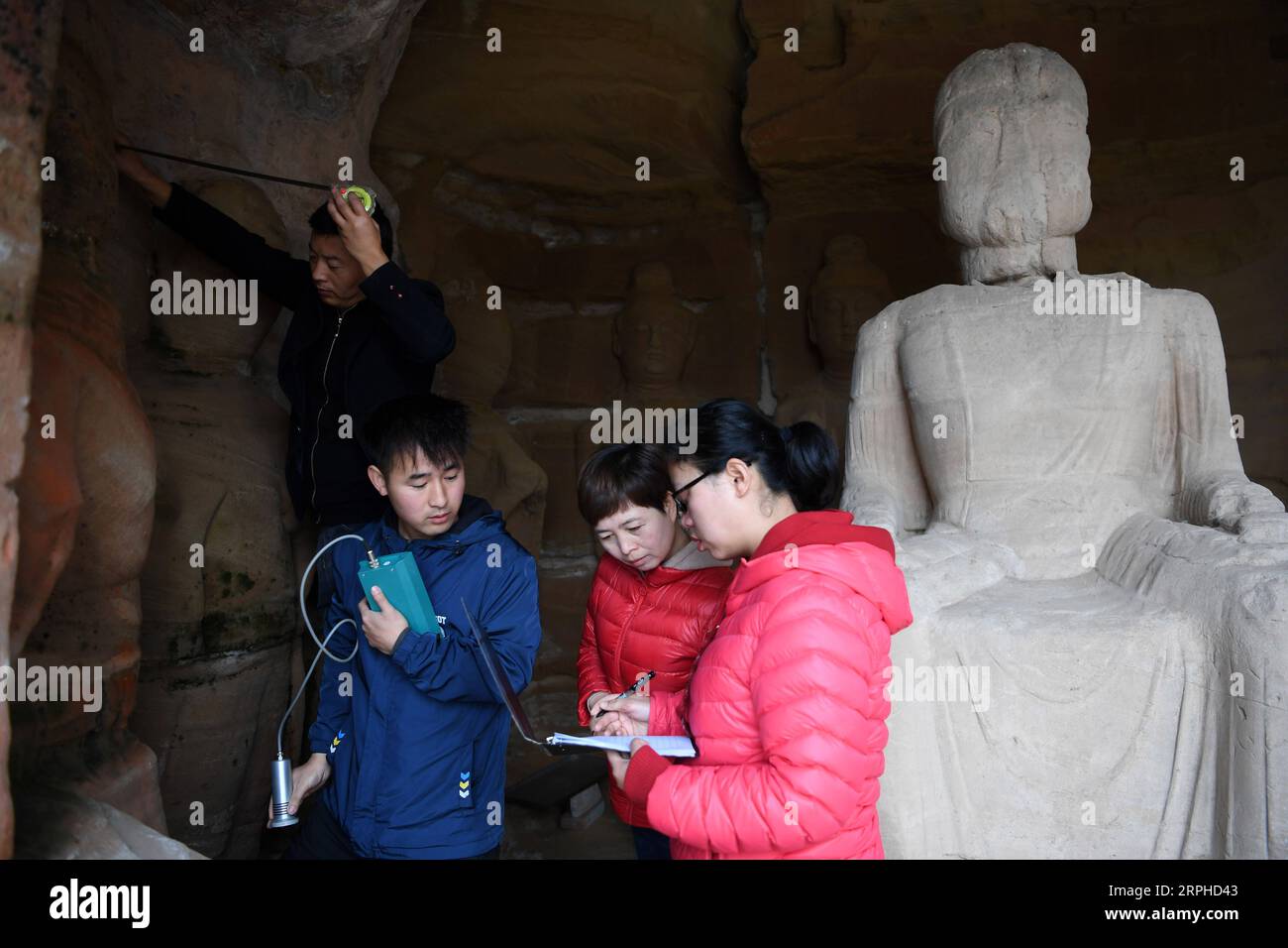 Qingya hi-res stock photography and images - Alamy