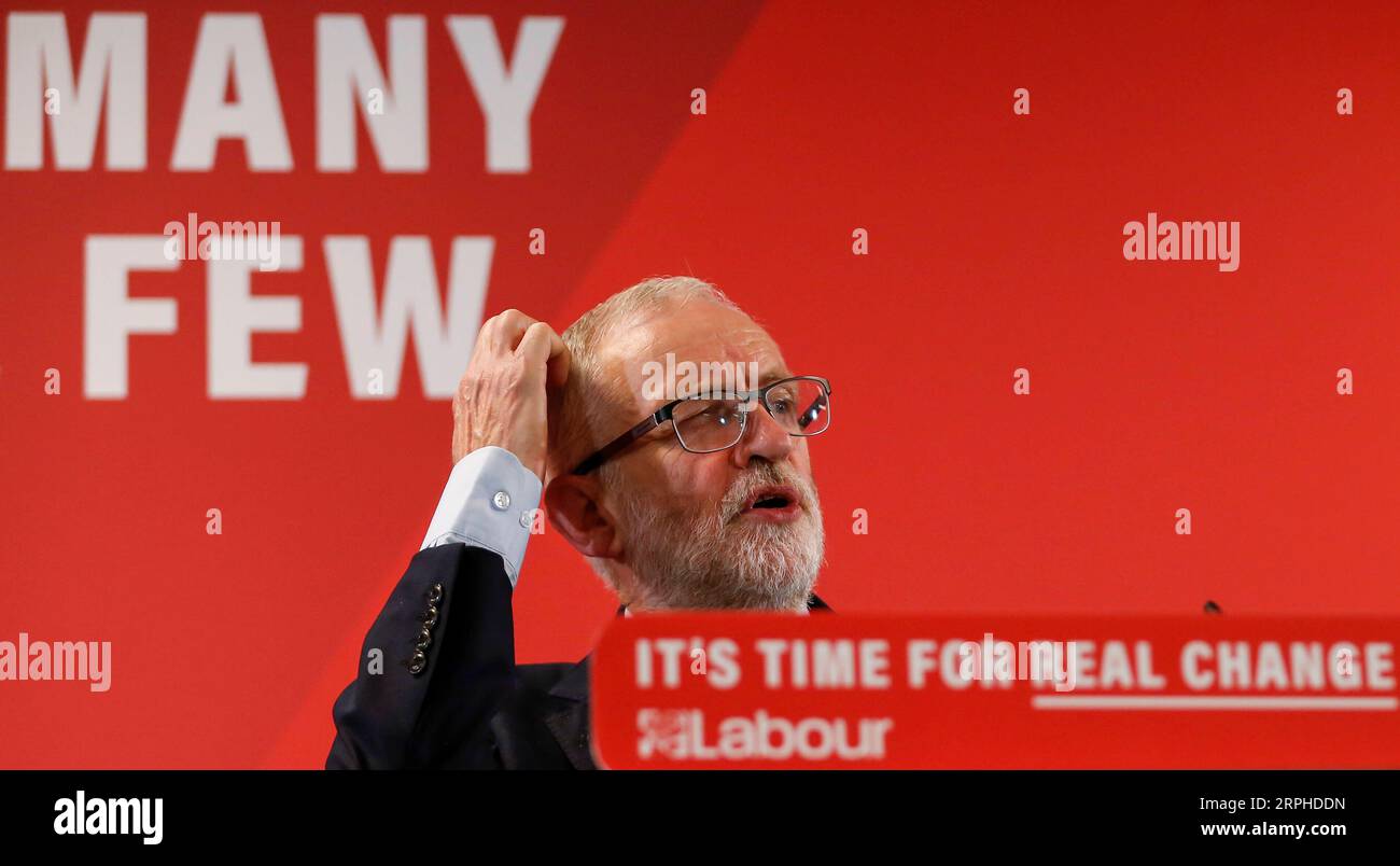Corbyn spech hi-res stock photography and images - Alamy