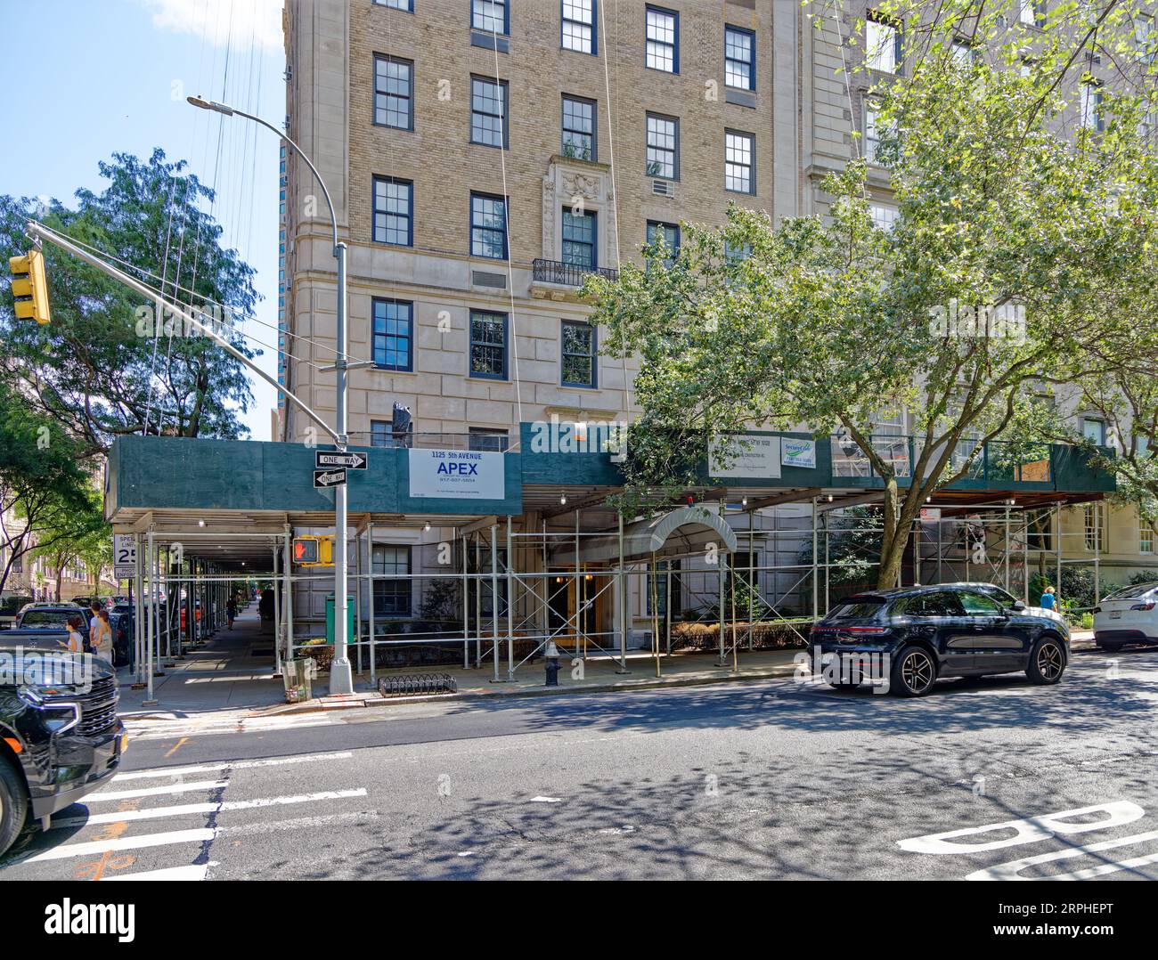 Upper East Side: Emery Roth designed 1125 Fifth Avenue in no ...