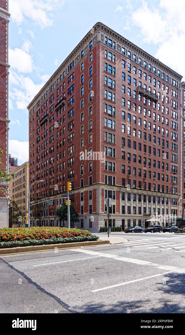 Upper East Side: Emery Roth designed 1175 Park Avenue in neo ...