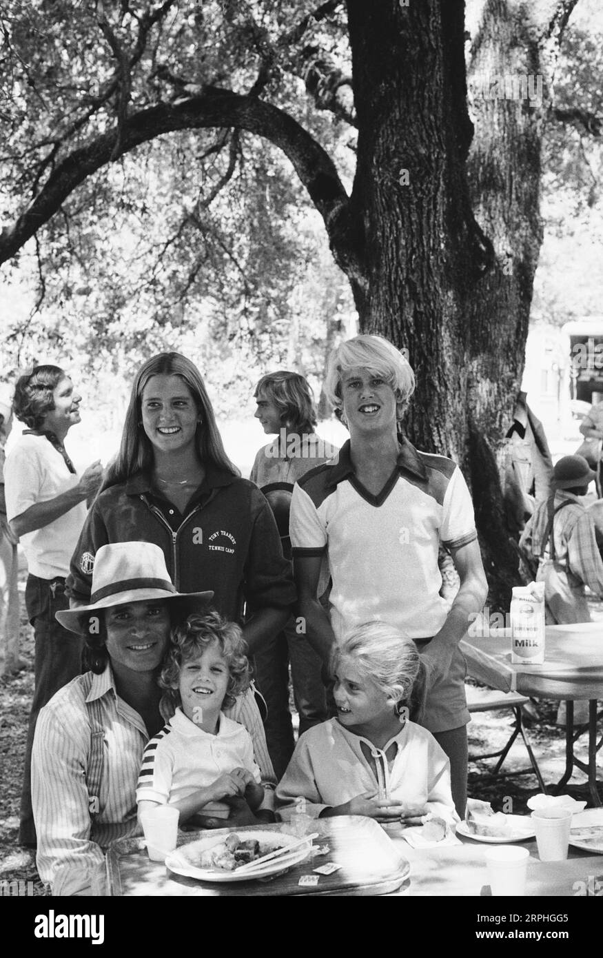 LITTLE HOUSE on the PRAIRIE Michael Landon Melissa Gilbert Stock Photo ...
