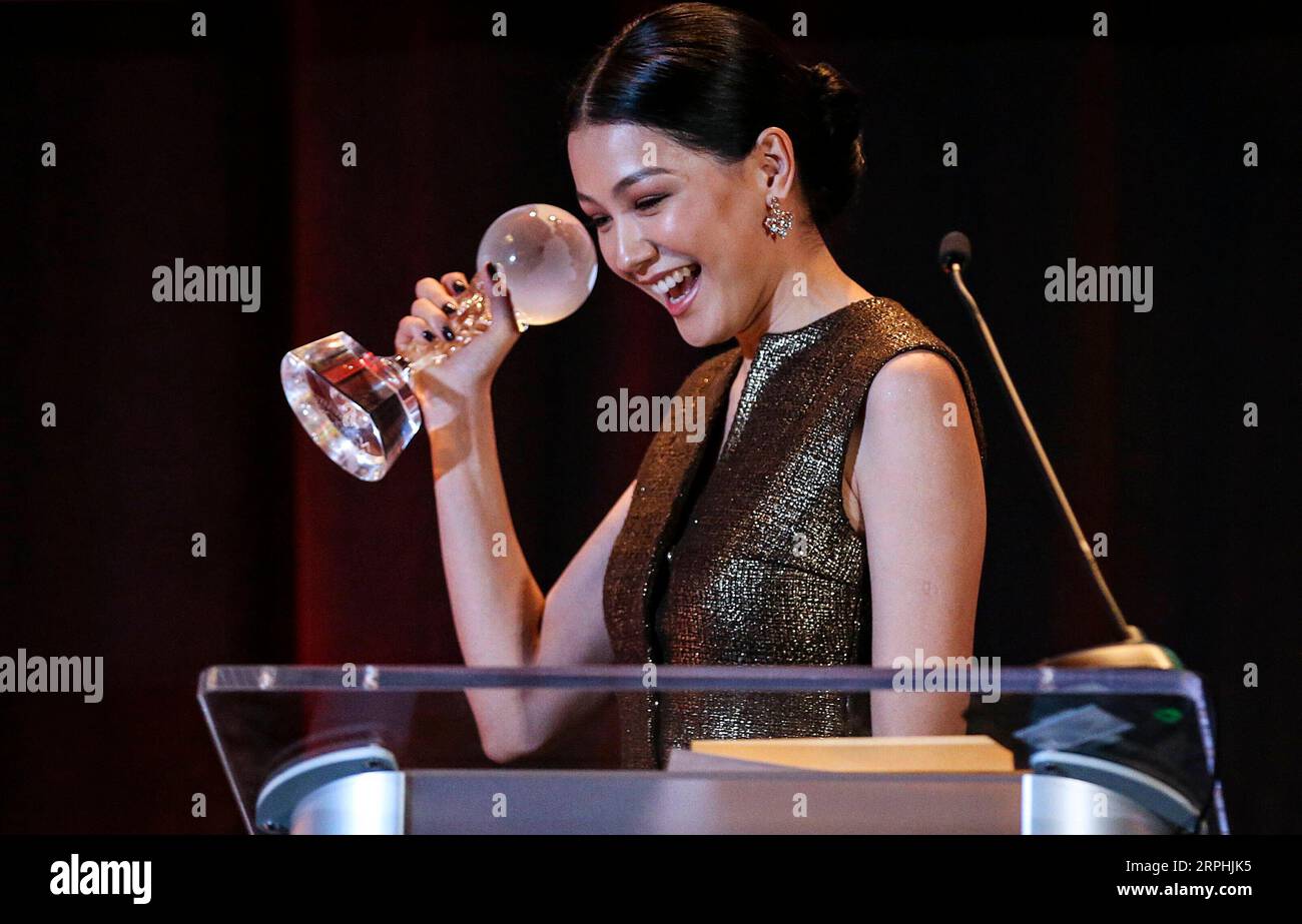 191110 -- LOS ANGELES, Nov. 10, 2019 -- Kazakh actress Aruzhan ...