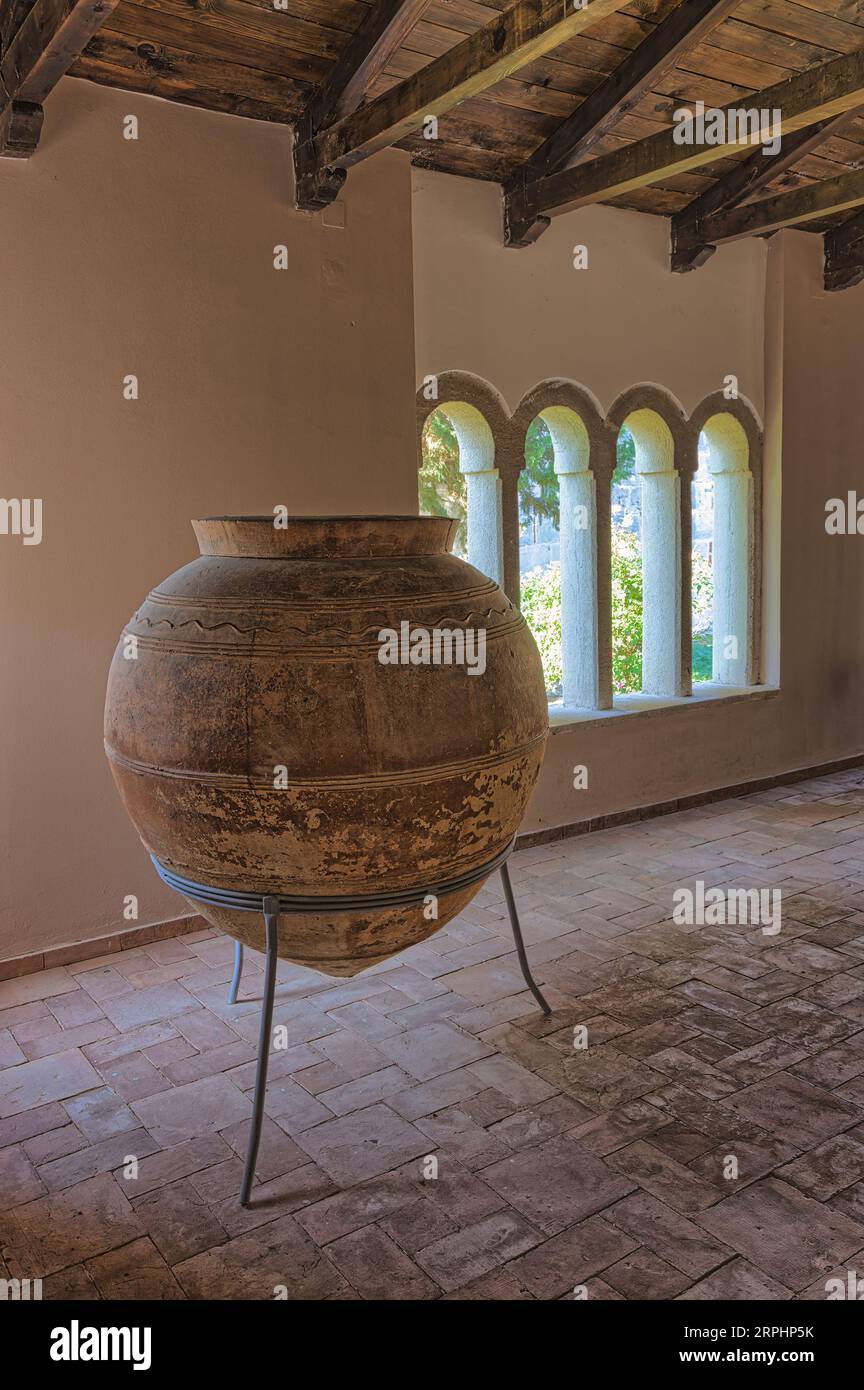 Roman pottery unearthed hi-res stock photography and images - Alamy