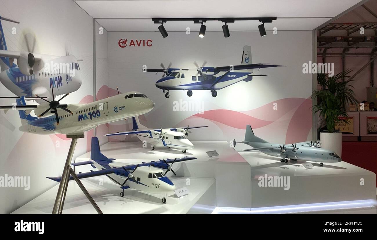 Uae dubai airshow chinese hi-res stock photography and images - Alamy