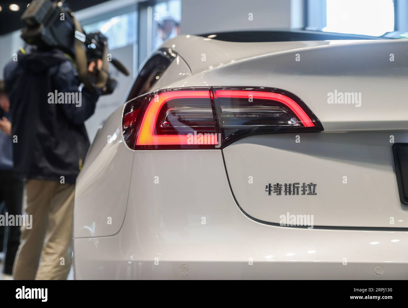 191122 -- SHANGHAI, Nov. 22, 2019 -- Photo taken on Nov. 22, 2019 shows ...