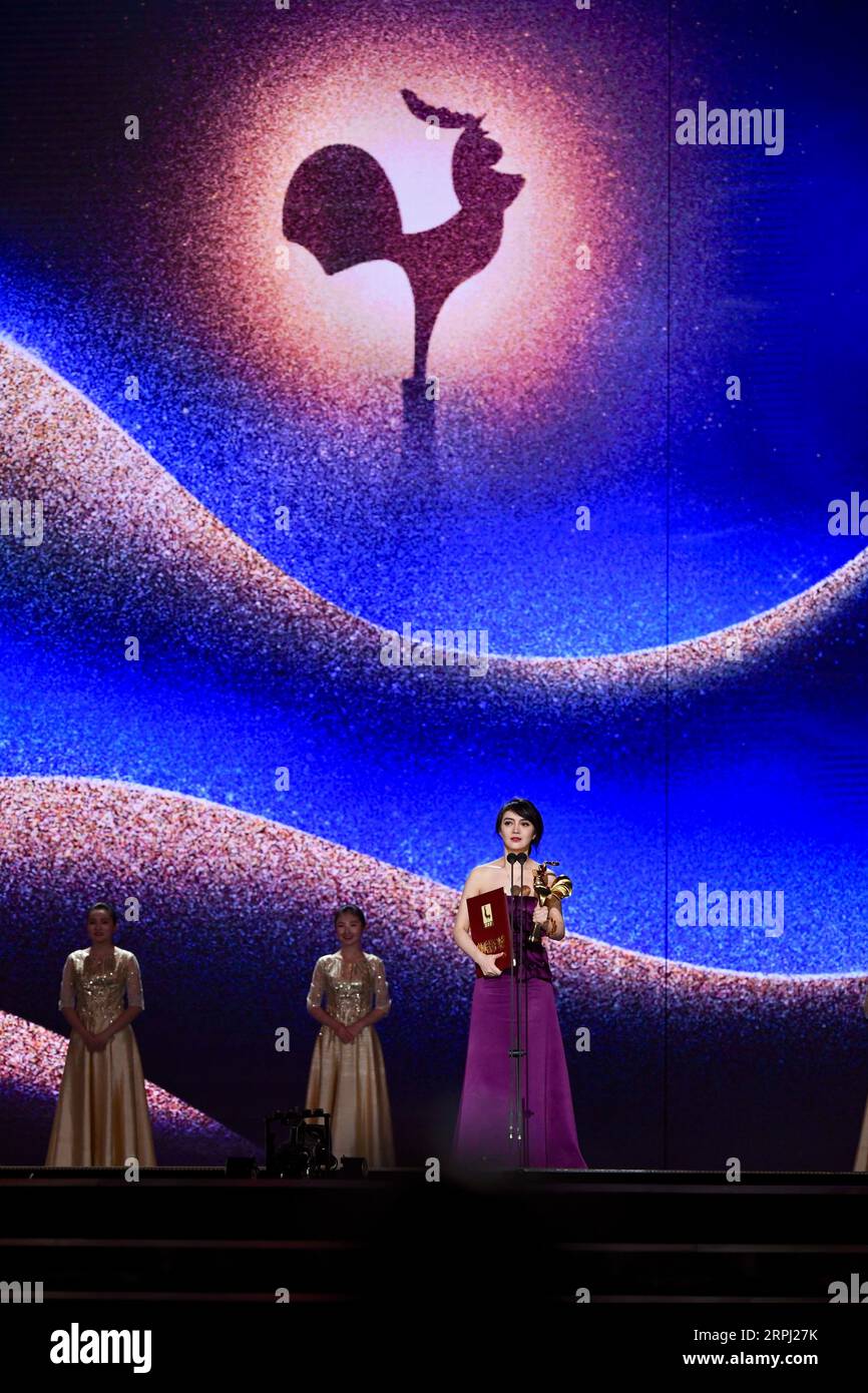 Golden rooster award hi-res stock photography and images - Alamy