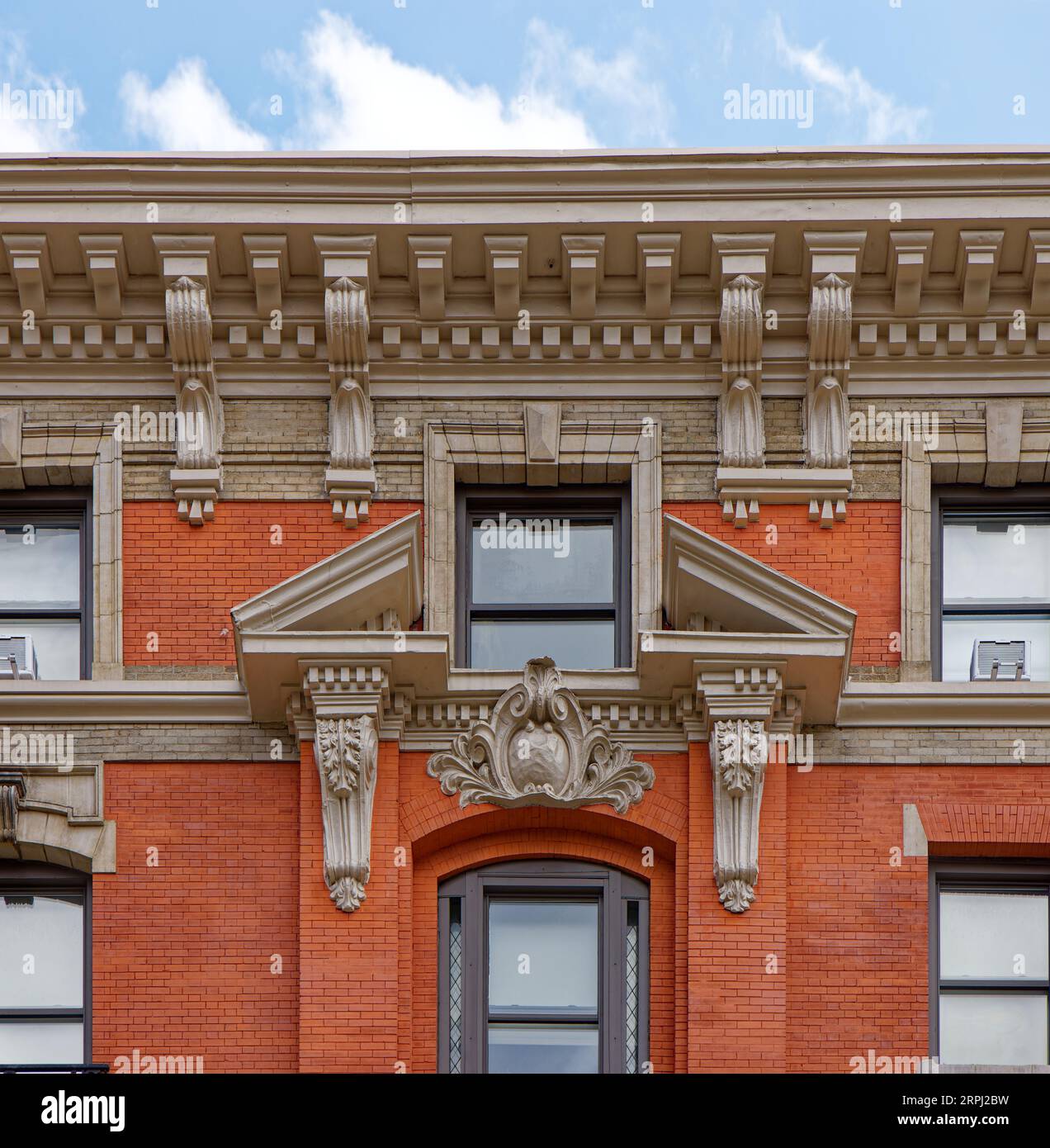 Upper East Side: Harry B. Mulliken designed Madison Court, 1361 Madison ...