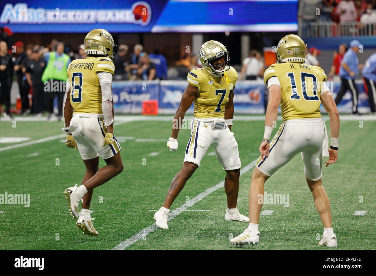 ATLANTA, GA - SEPTEMBER 01: Georgia Tech Yellow Jackets wide receiver ...