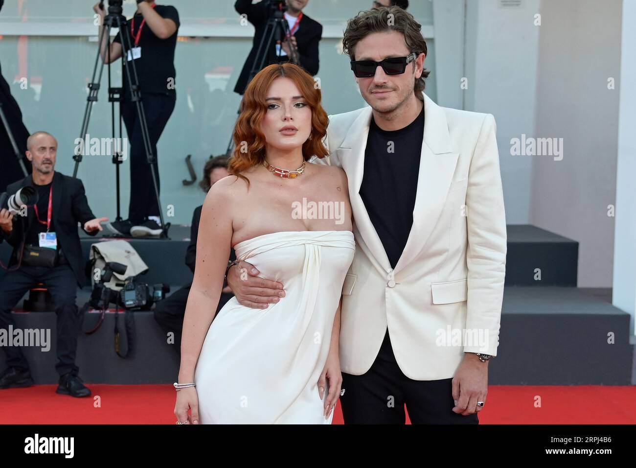 Venice Lido, Italy. 04th Sep, 2023. Bella Thorne (l) and Mark Emms (r ...