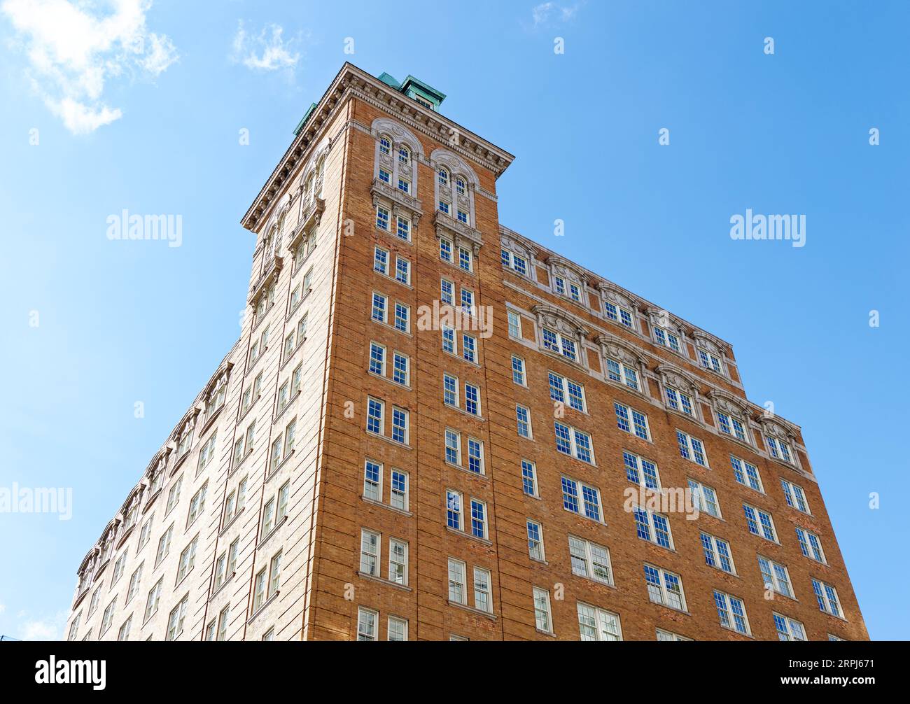 Upper East Side: Schwartz & Gross designed The Mark (formerly Hyde Park ...