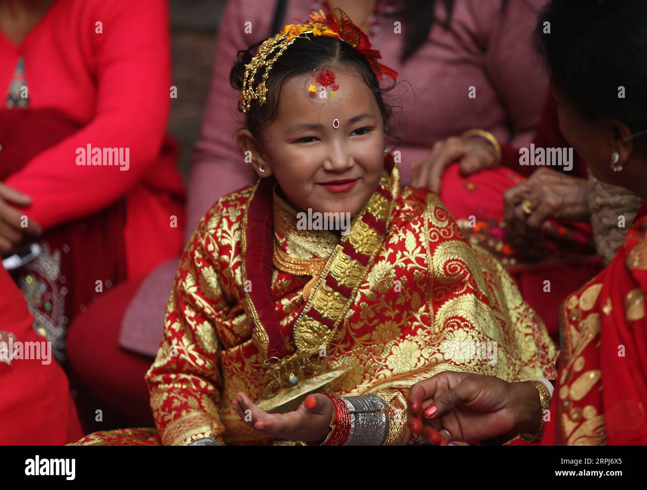 191129 -- KATHMANDU, Nov. 29, 2019 -- A girl from Newar community ...