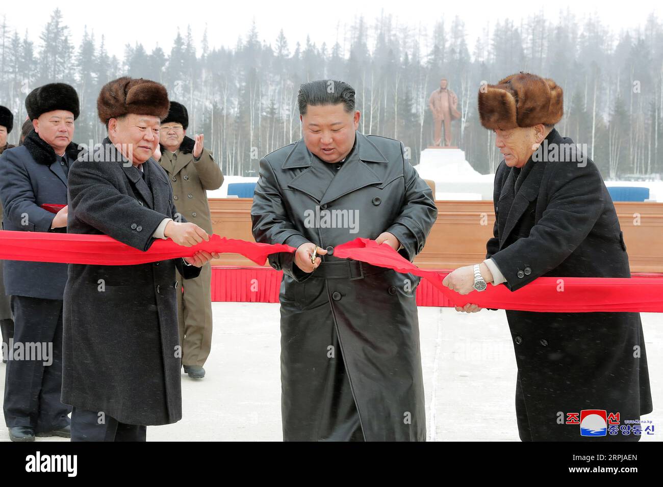 Dprk samjiyon construction kim hi-res stock photography and images - Alamy