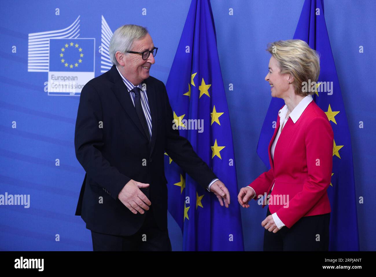 Comision president handover hi-res stock photography and images - Alamy