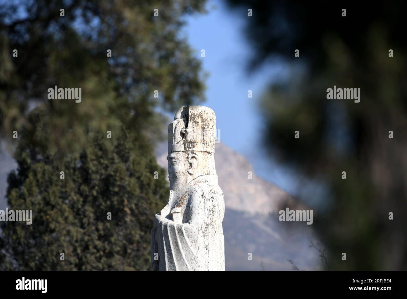 191204 -- XI AN, Dec. 4, 2019 -- Photo taken on Dec. 3, 2019 shows the ...