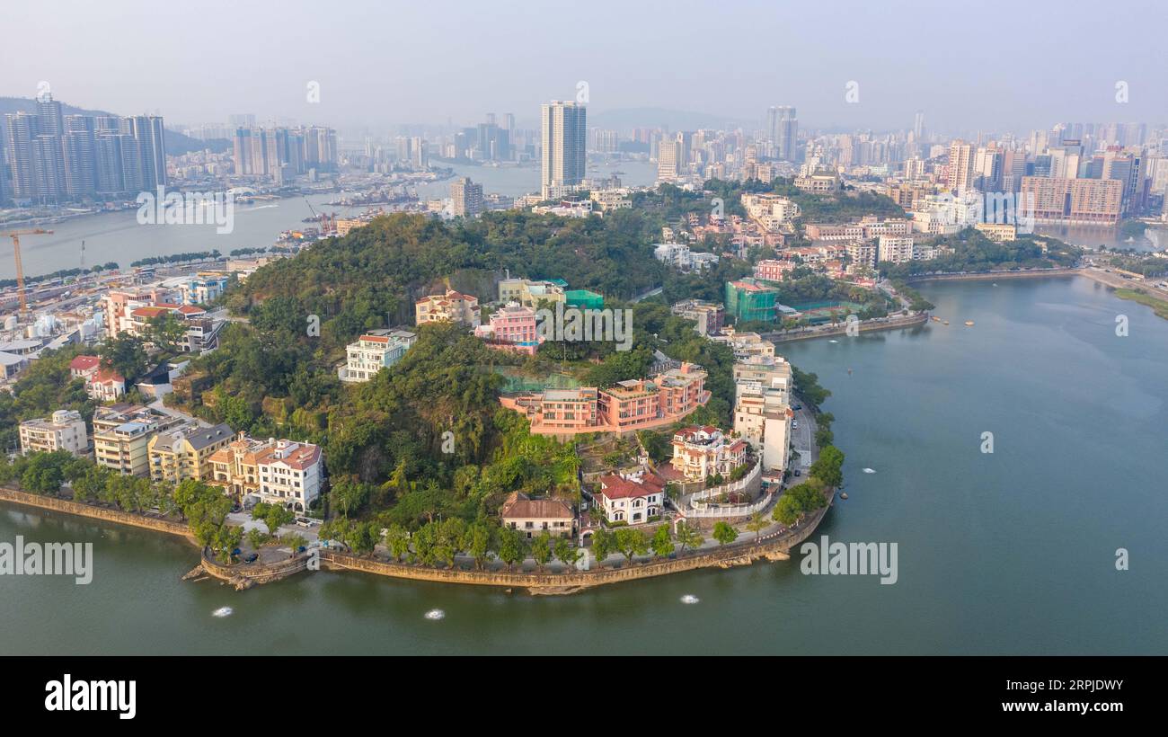 Kam lake hi-res stock photography and images - Alamy