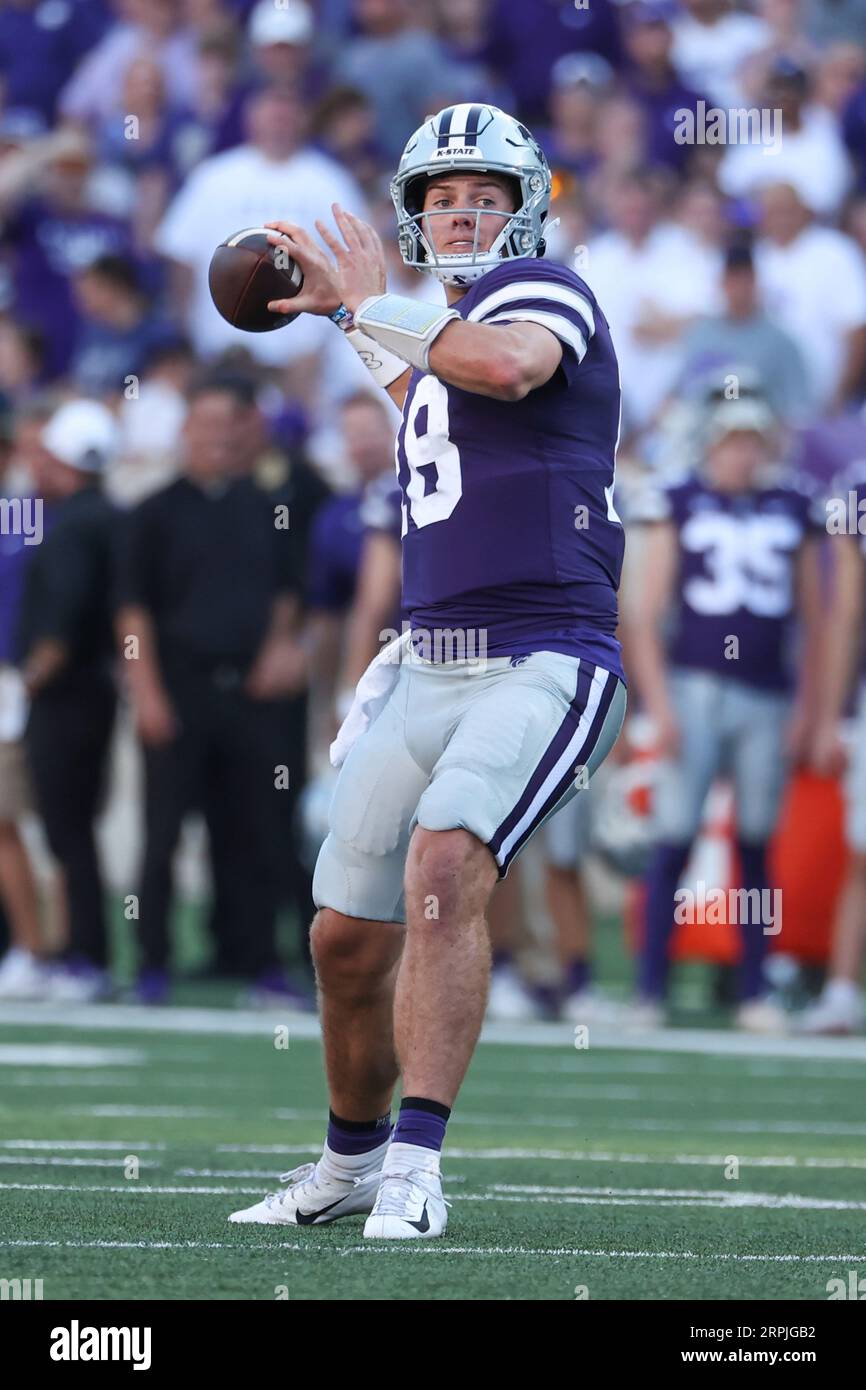 MANHATTAN, KS - SEPTEMBER 02: Kansas State Wildcats quarterback Will ...