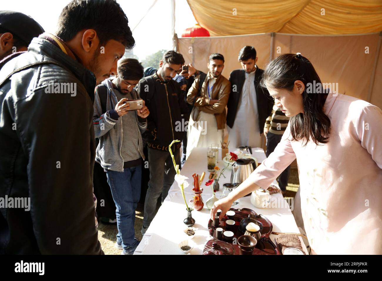 Tea stall in pakistan hi-res stock photography and images - Alamy