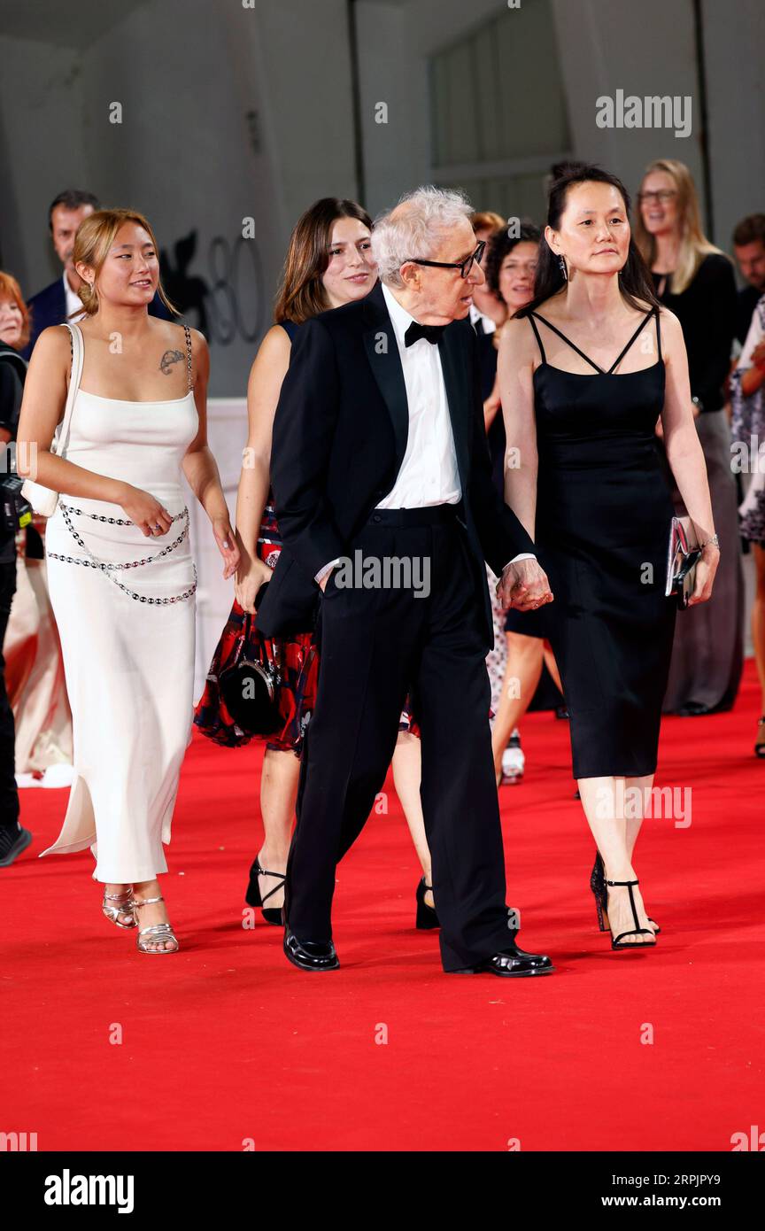 Bechet Allen, Manzie Tio Allen, Woody Allen und Soon-Yi Previn bei der ...