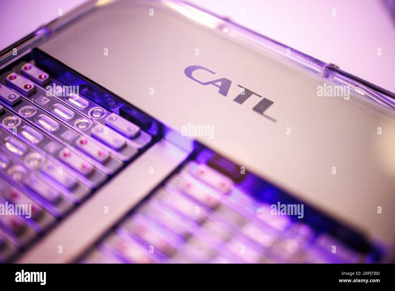 48v electric hi-res stock photography and images - Alamy