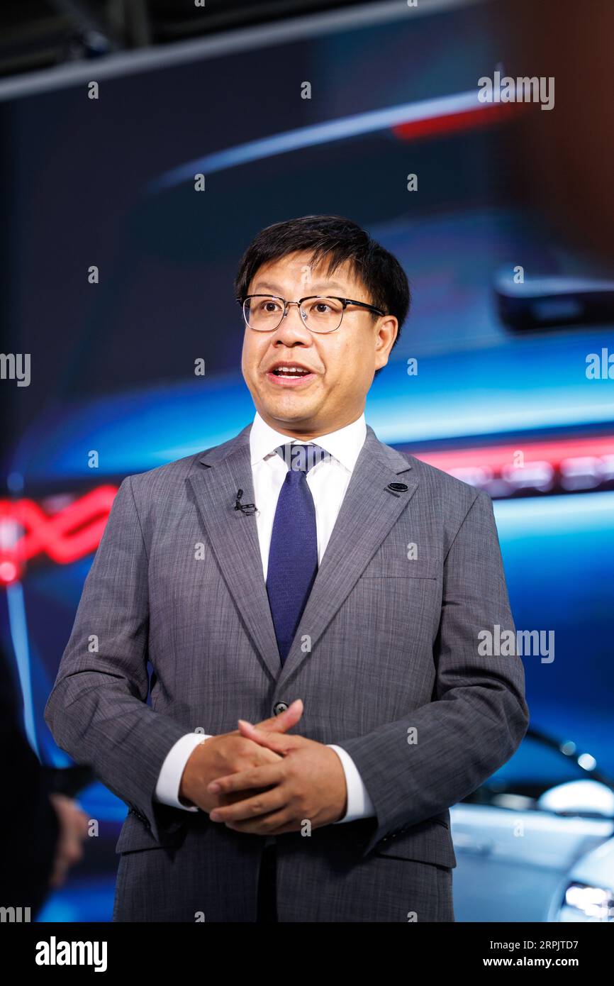 Michael shu hi-res stock photography and images - Alamy