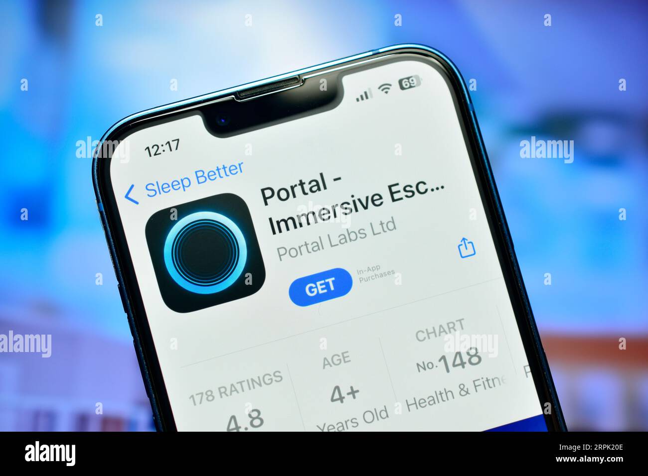 Portal app hi-res stock photography and images - Alamy