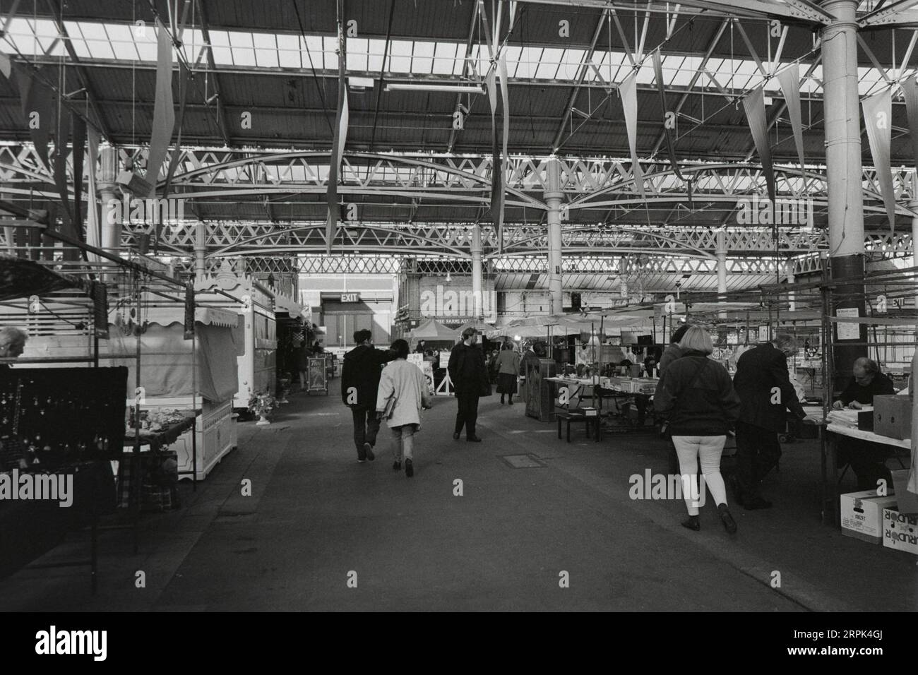 Indoor shots of Spitalfield Market in Liverpool Street in the early ...