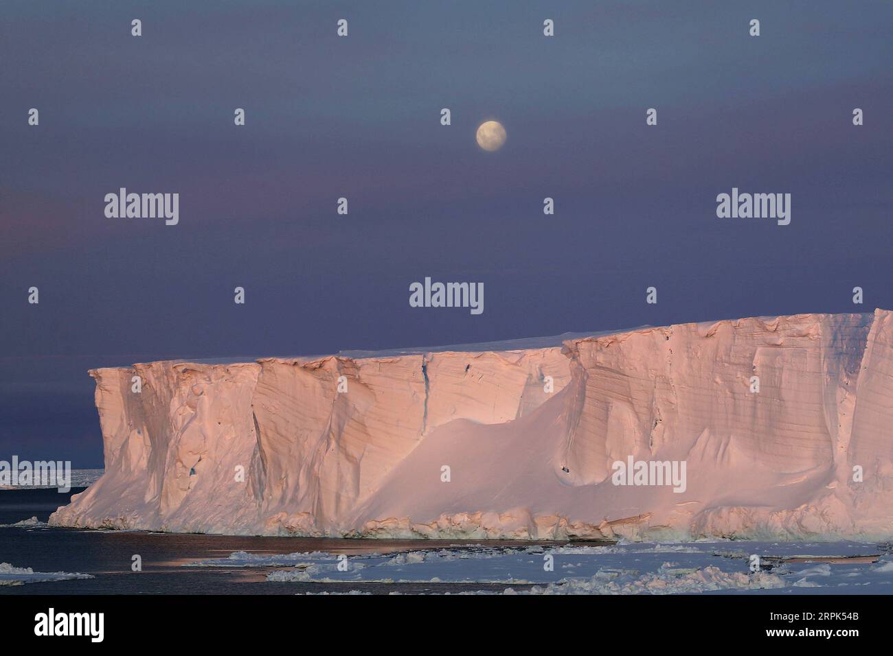 191230 -- BEIJING, Dec. 30, 2019 -- Photo taken on Dec. 11, 2019 shows ...