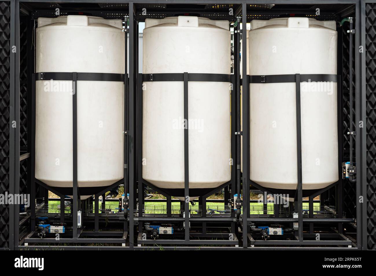 white water tank, suburban water tank, plastic supply. water supply , a ...