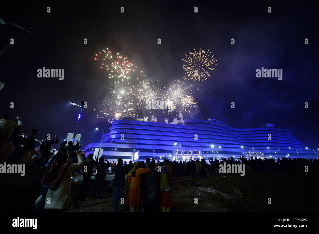 200101 -- RAWALPINDI PAKISTAN, Jan. 1, 2020 -- People enjoy fireworks ...