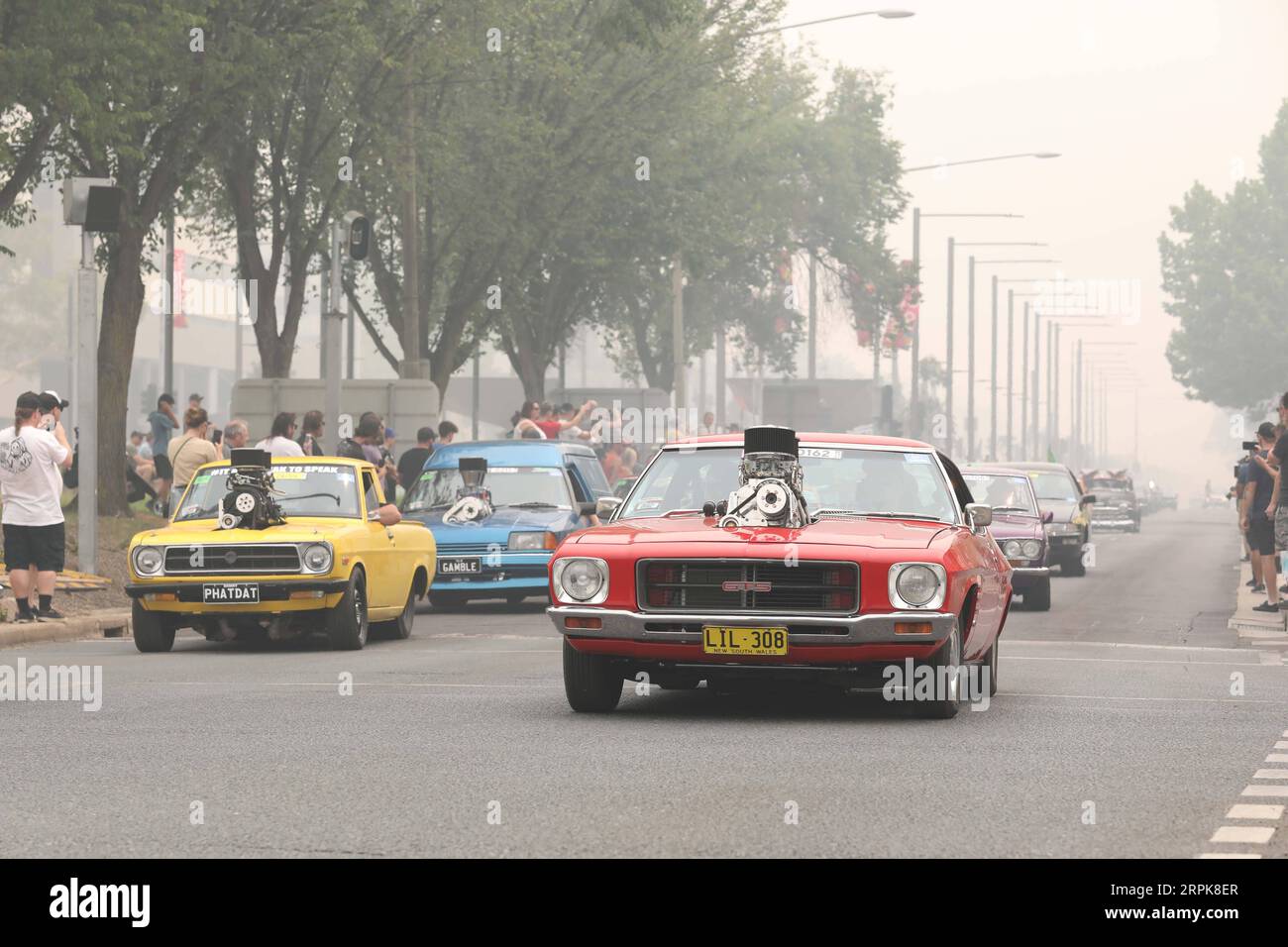 Classic car features hi-res stock photography and images - Alamy