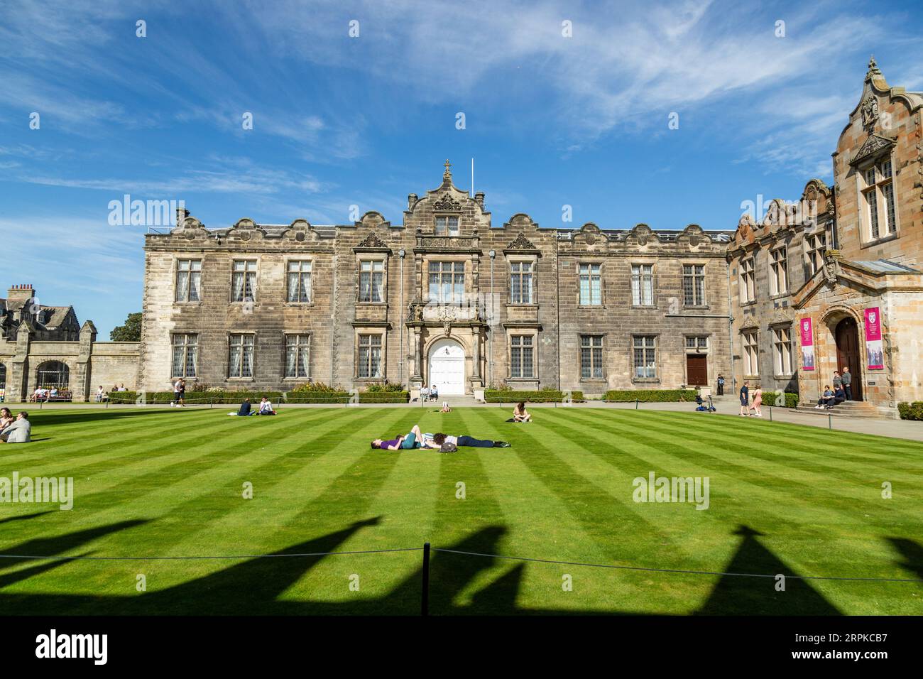 St andrews university hall hi-res stock photography and images - Alamy