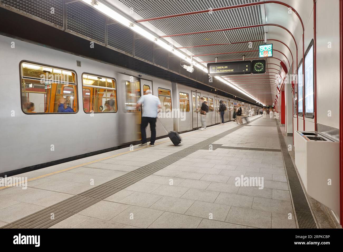 Metro junction center hi-res stock photography and images - Alamy